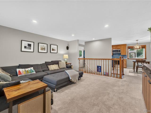 9038 W 77th Place