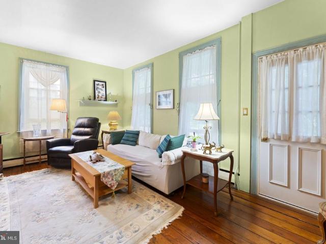 9039 Easton Road