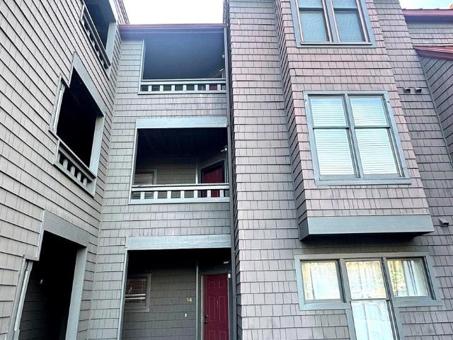 9039 J M Keynes Dr, Charlotte, NC 28262 | MLS #4356 | Compass