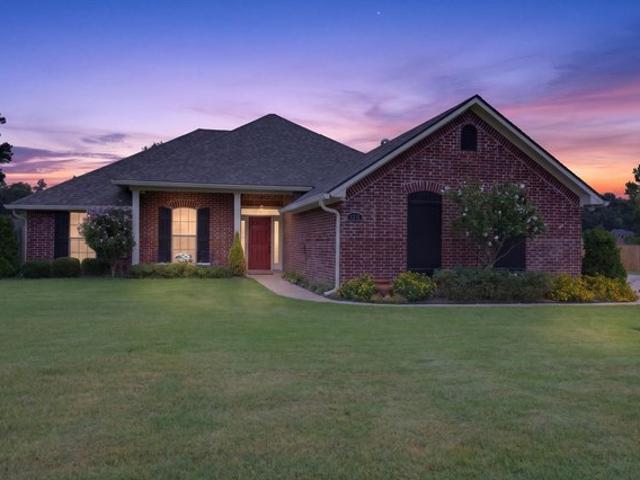 9031 Cottage Ridge Dr, Shreveport, LA 71106