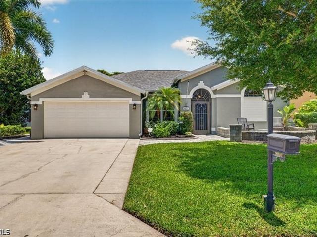 9031 Pittsburgh Blvd, Fort Myers, FL 33967