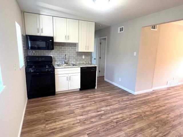 9032 Gravois View Ct. 1 Bedroom Apartment for Rent at 9032 Gravois View Ct, Affton, MO 63123 Affton