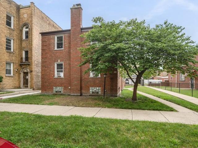 9032 S Laflin St, Chicago, IL 60620