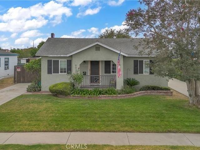 9032 Walnut St, Bellflower, CA 90706