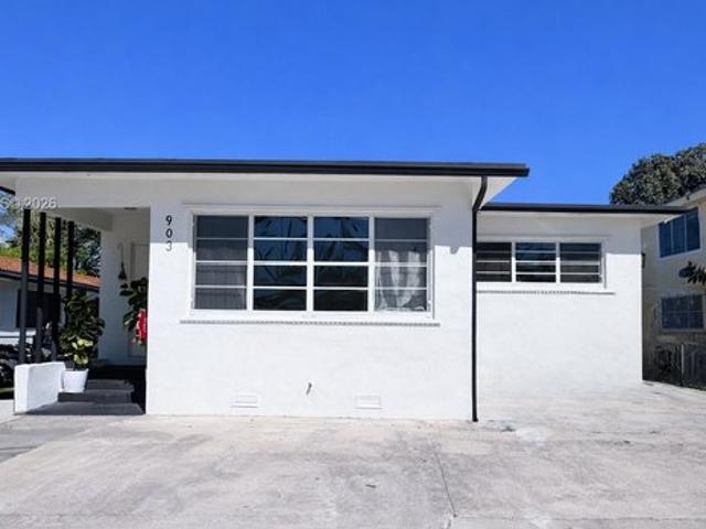 903 80th St, Miami Beach, FL 33141