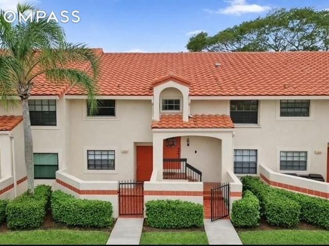 903 Congressional Way 903, Deerfield Beach, FL