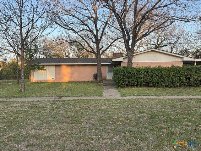 903 Avenue F, Moody, TX 76557