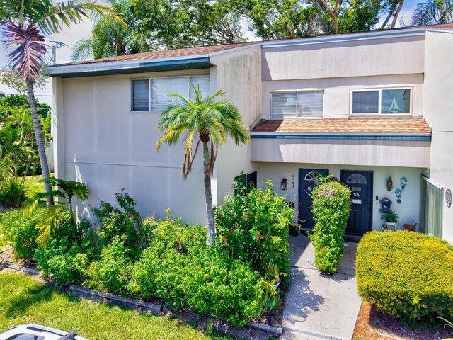 903 Byron Ln, Sarasota, FL 34243