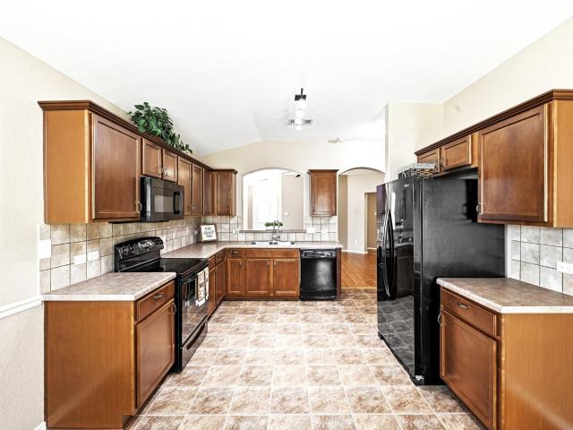 903 Gentry Dr
