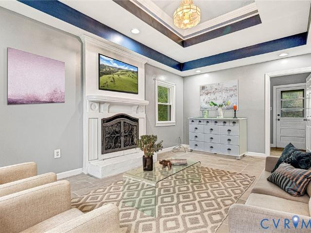 903 Greenview Drive
