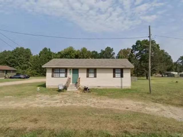 903 DALLAS STREET, STAR CITY, AR 71667 Single Family Residence.