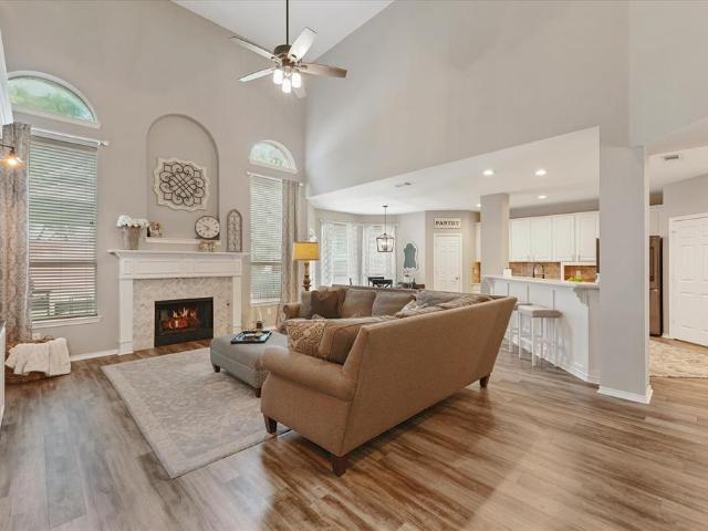 903 Fountain Drive