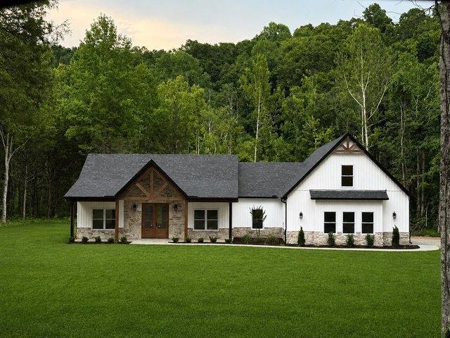 903 Furnace Hollow Rd, Dickson, TN 37055