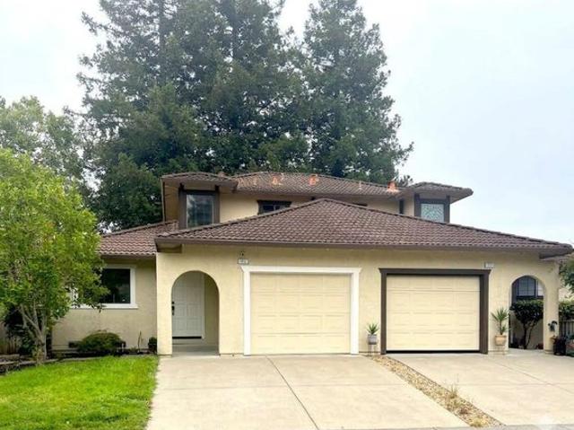 903 Hacienda Cir, Rohnert Park, CA 94928