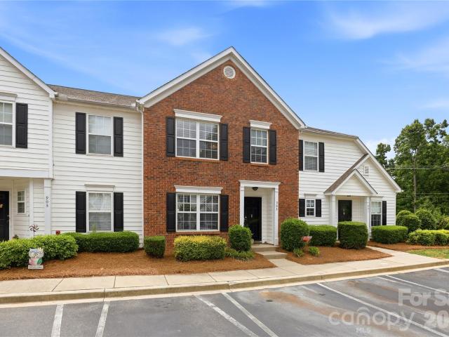 903 Heritage Parkway