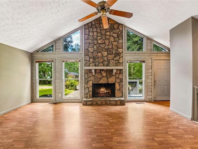 903 Laurel Court