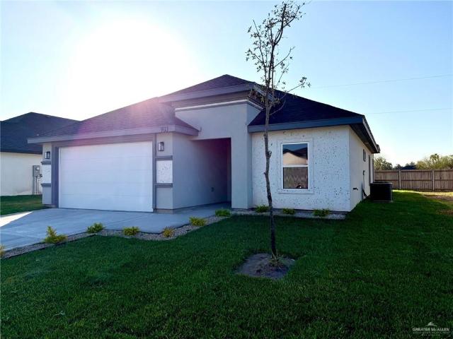 903 La Laguna Road