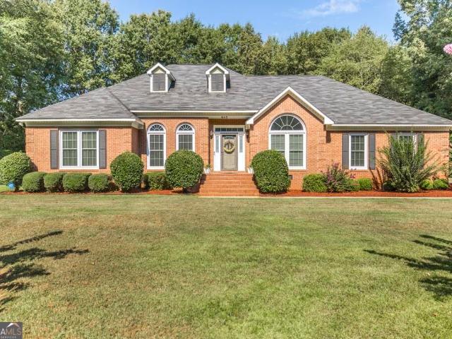 903 Lakeview Drive