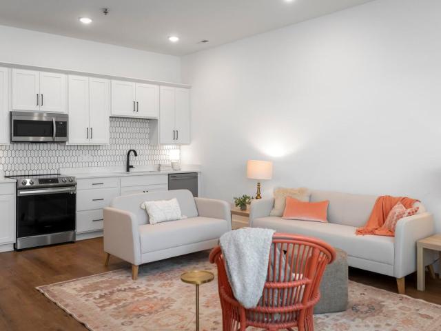 903 Montague Place