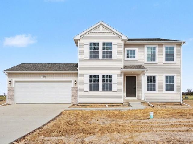 903 N Breezewood Dr, Lakeville, IN 46536