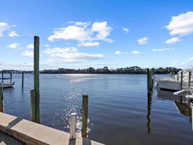 903 NW Avenue A, Carrabelle, FL 32322