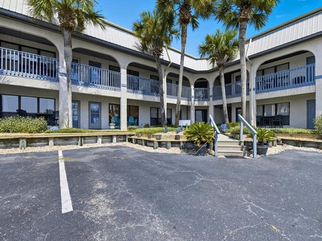 903 NW Avenue A Unit 2, Carrabelle, FL 32322