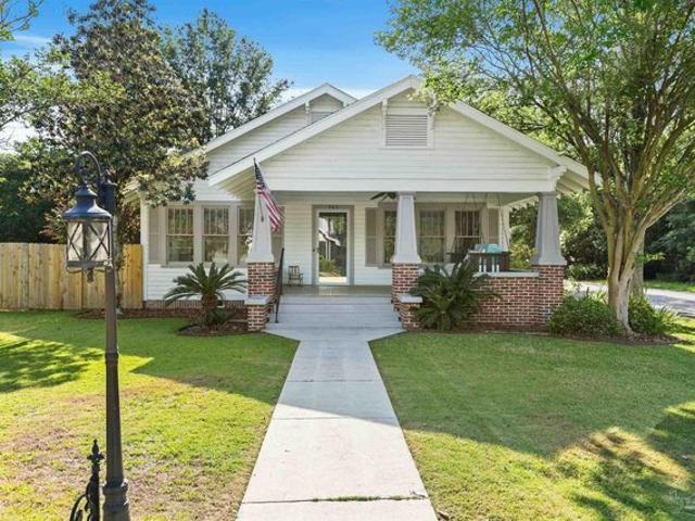 903 S Pensacola Ave, Atmore, AL 36502