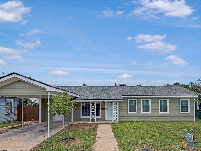 903 Saunders St, Gatesville, TX 76528