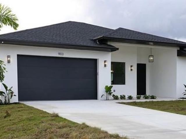 903 Sally Ave N, Lehigh Acres, FL 33971