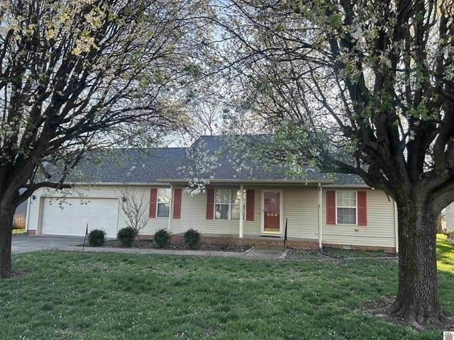 903 Sivley Rd, Hopkinsville, KY 42240