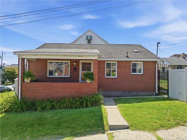 903 Penn St, Brackenridge, PA 15014