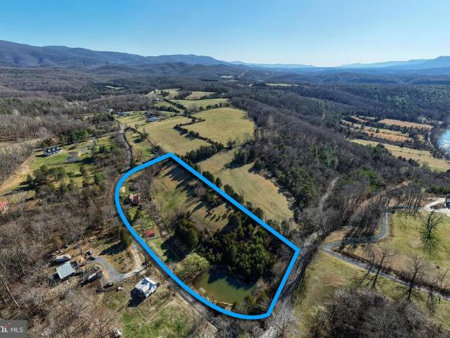 903 Rocky Hollow Road