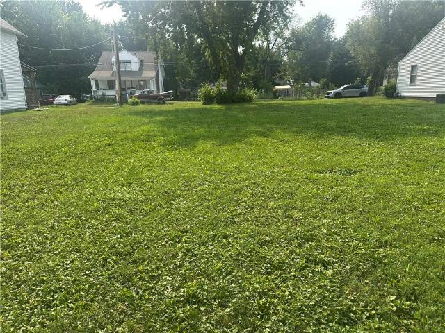 903 Woodward Street