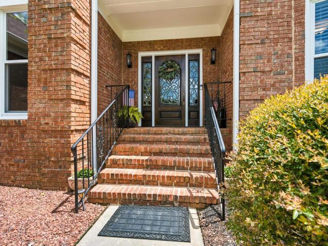 903 Whispering Pine Trail