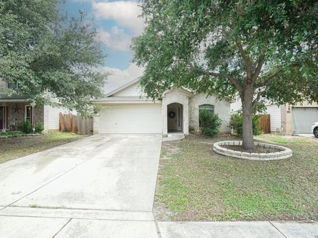 9045 Clearwood Path, Universal City, TX 78148