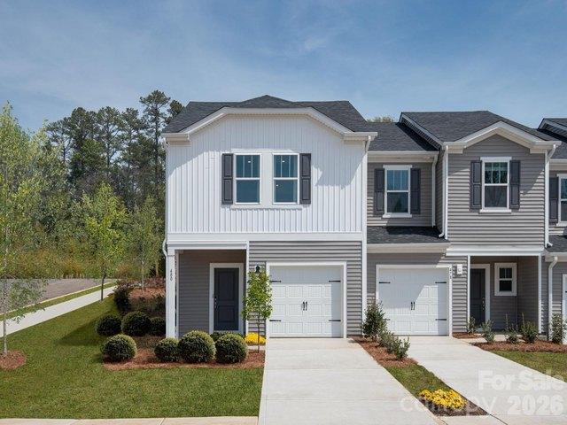 9045 Foggy Brooks Loop, Charlotte, NC 28216