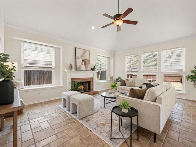 9045 Tyne Trail