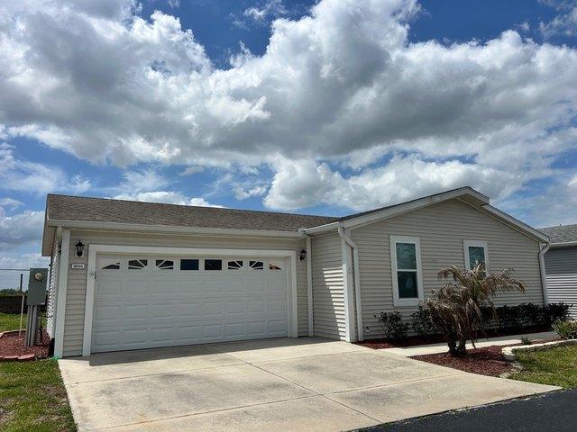 9046 Fairway Loop, Dade City, FL 33525