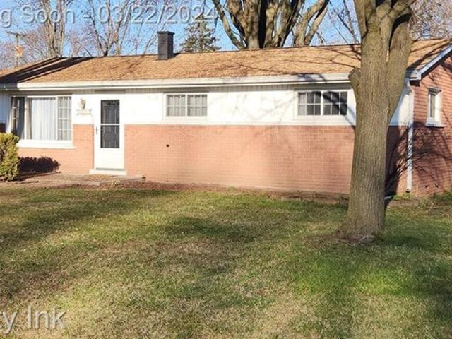 9048 Brookline Ave, Plymouth, MI 48170