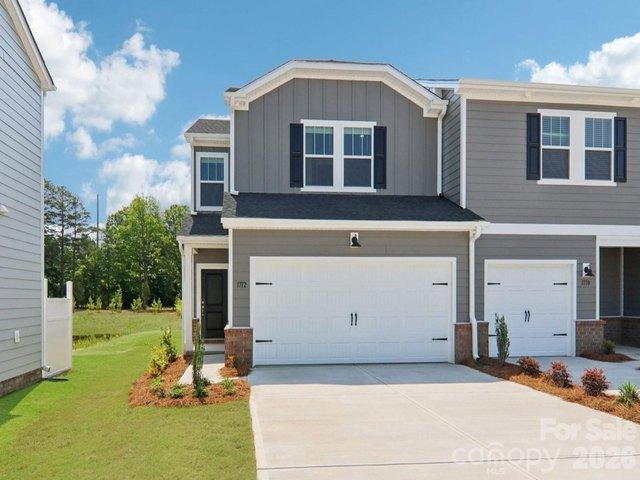 9048 Foggy Brooks Loop, Charlotte, NC 28216