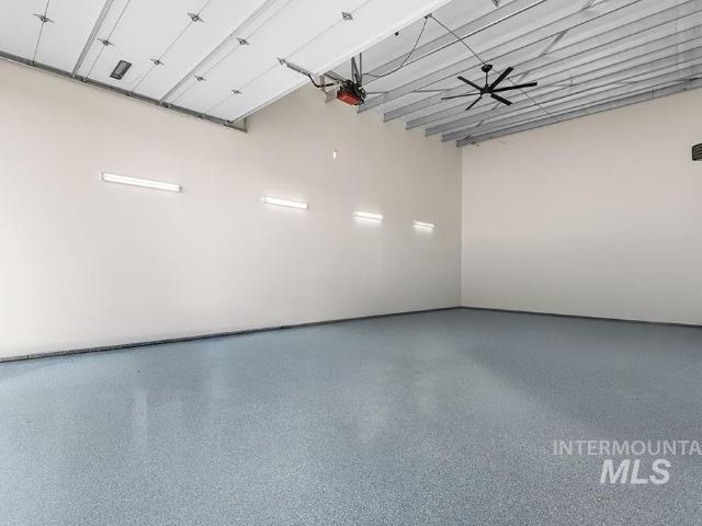 9049 N Horseshoe Bend Road 415
