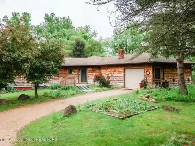 9040 COLEMAN RD, HASLETT, MI 48840 Single Family Residence For.