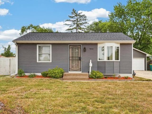 9041 Portland Ave S, Bloomington, MN 55420