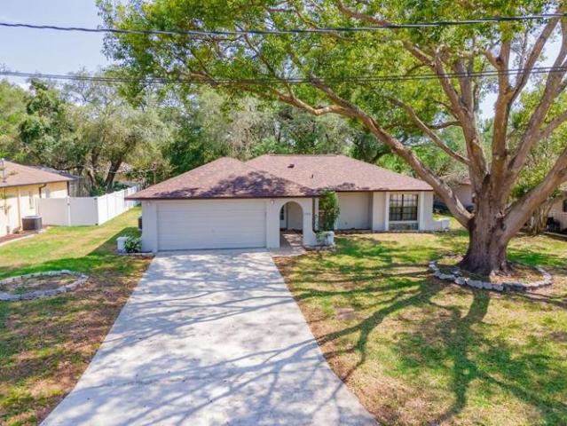 9042 Mc Cormick St, Spring Hill, FL 34608
