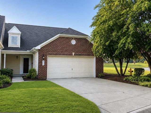9042 Executive Club Dr, Delmar, MD 21875