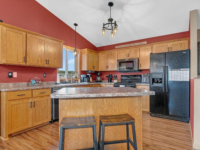 904 7th Street NE