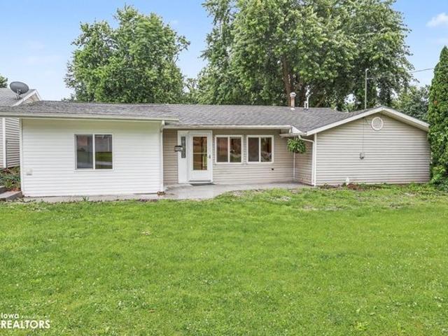 904 6th Ave E, Albia, IA 52531