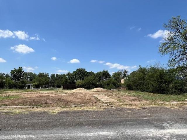 904 6th St Lot 1, Ozona, TX 76943