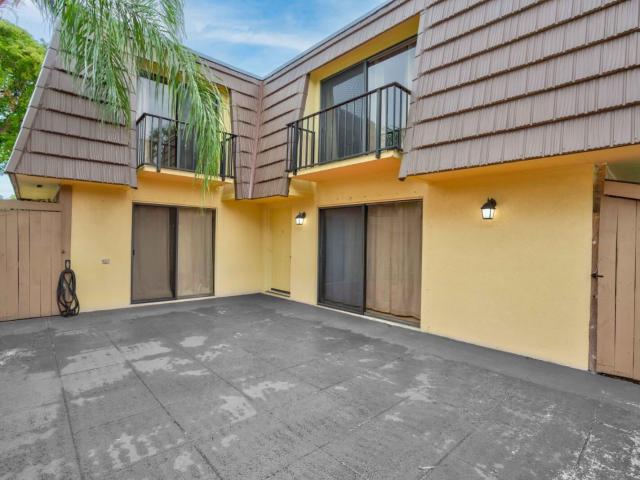 904 9th Ct, Palm Beach Gardens, FL 33410 | MLS #B26003 | Compass