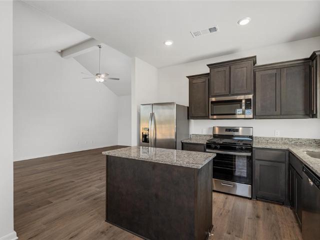 904 Cawthorne Trail